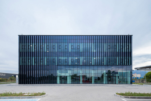 Projects - Equinix Data Storage Center - IPA Architects